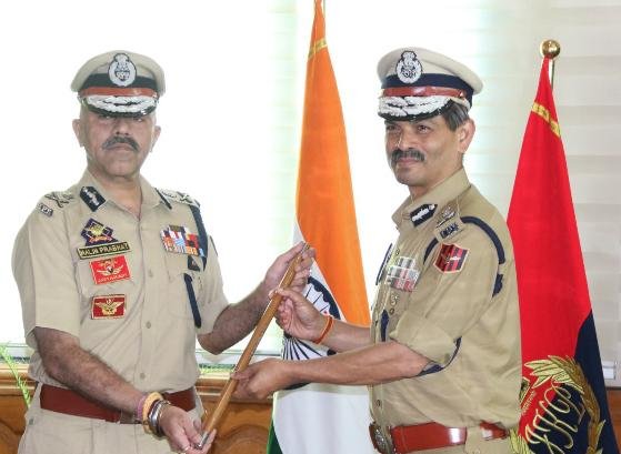 Senior IPS Officer From Odisha Rashmi Ranjan Swain Retires As J&K DGP ...